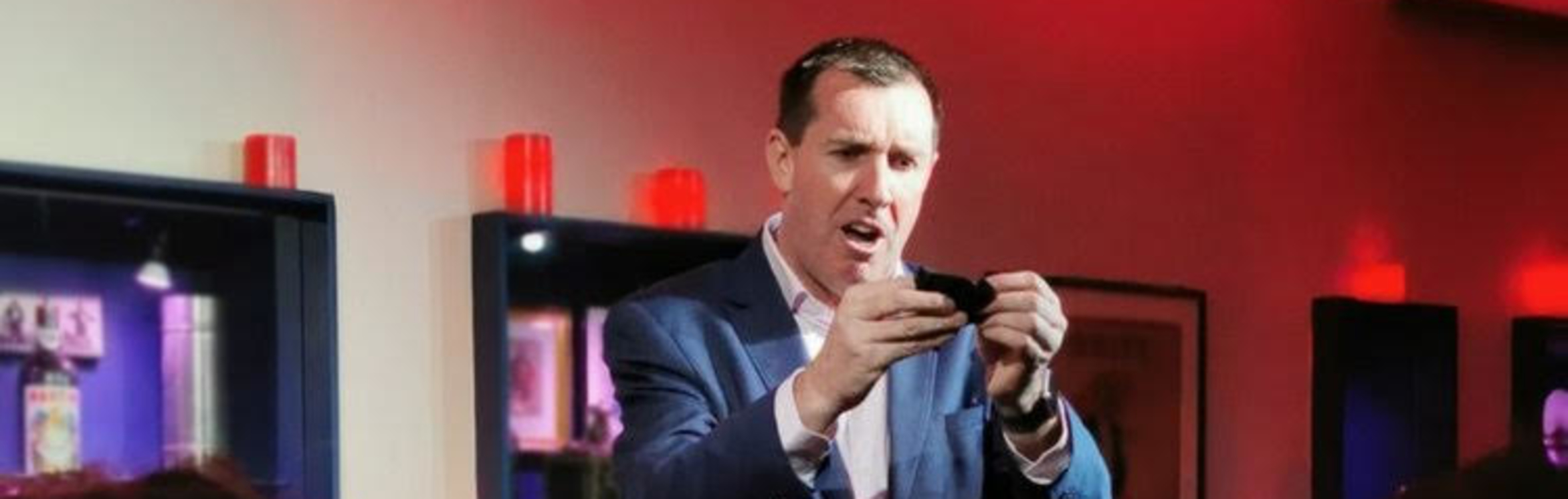 Buy tickets – Jack Sharp Magic Show – The Magic Bar Live